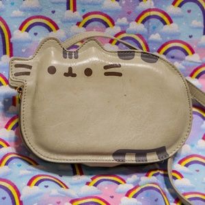 Hot Topic | Bags | Pusheen Crossbody Bag | Poshmark